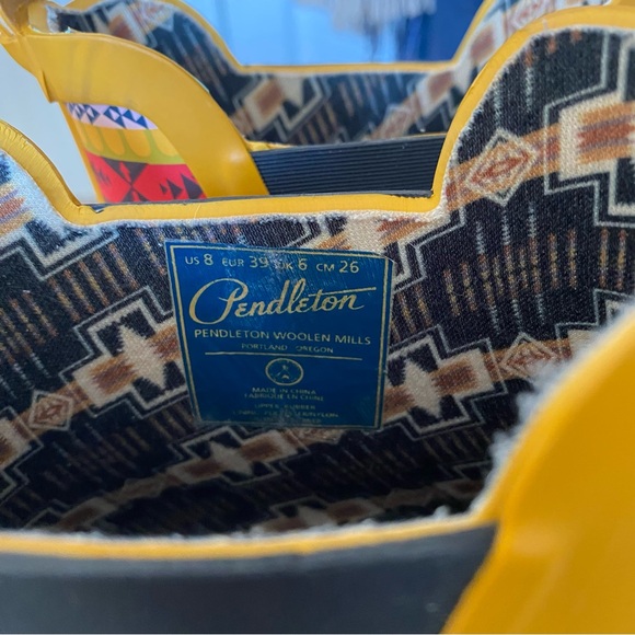 Pendleton | Shoes | Pendleton Chelsea Short Rain Boots Size 8 Yellow ...